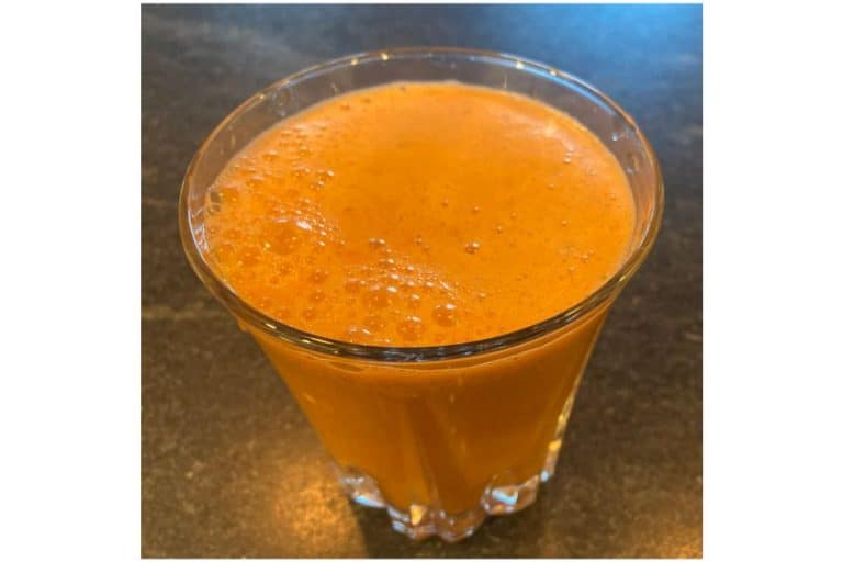 3 Ingredient Juicing Recipes (4 Quick Juice Options) » UnderStory Healing
